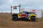 Sébastien Loeb nampilake livery kanggo Peugeot 3008 DKR lan nerangake kepiye ide mbukak Dakar 2019. 100766_5