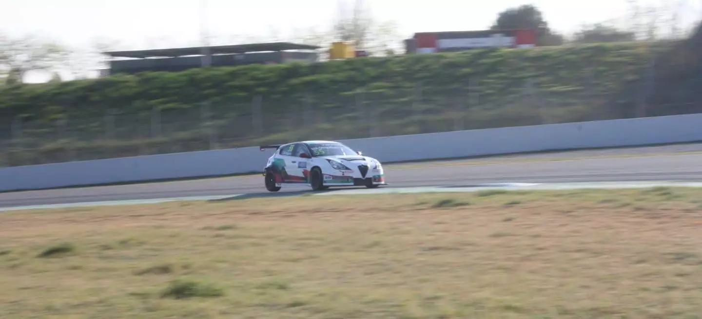 ma-qinghua-corba-9-wtcr-test-barcelona-2019