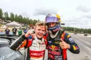 Mae Petter Solberg yn prynu Volkswagen Polo GTI R5 y bydd ei fab Oliver hefyd yn ei ddefnyddio 101998_6