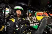 Daniel Ricciardo waxaa lagu dhiirigeliyay inuu tijaabiyo cadhada dhabta ah ee V8 Supercars [Vídeo] 102619_7