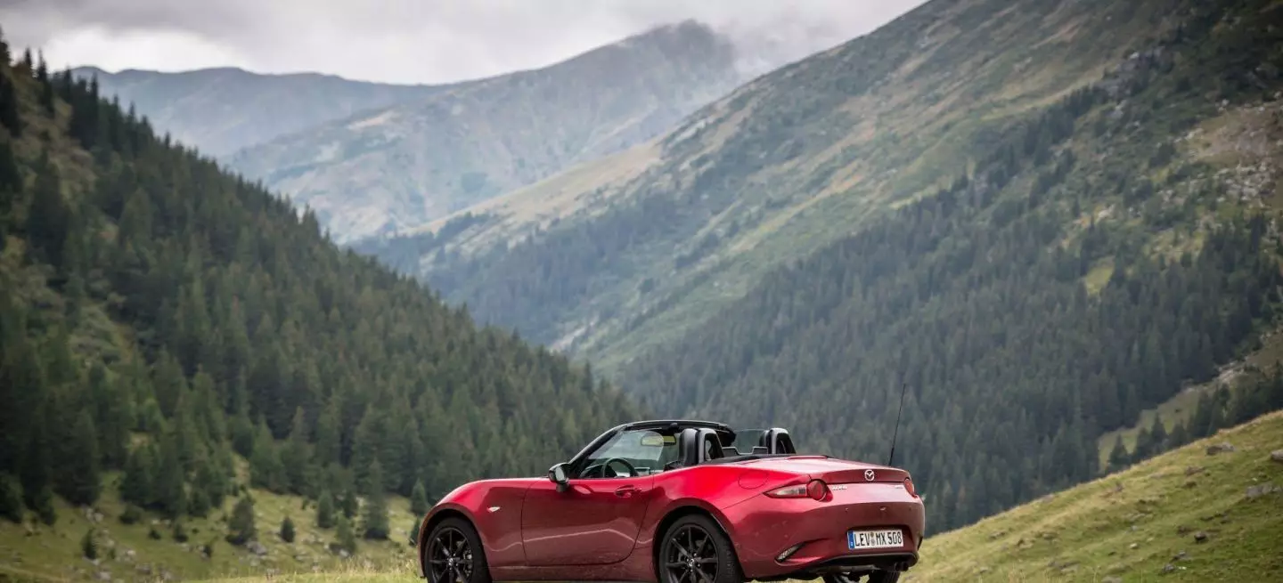 2019 Mazda Mx 5 టెస్ట్ 29