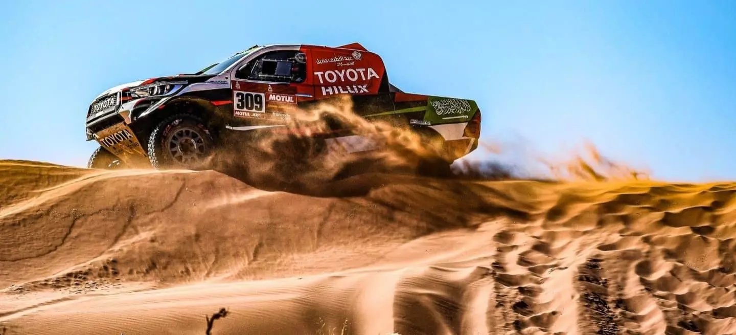 dakar-stage-7-cars-1