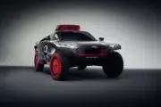 Ауди компани анхны Дакардаа түрүүлэхийг хүсч буй эрлийз SUV RS Q e-tron-ыг танилцуулж байна. 109424_7