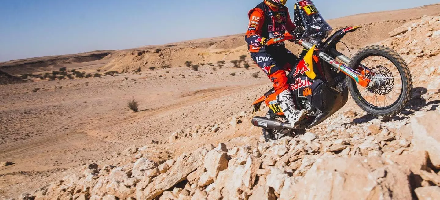 rally-dakar-2022-stage-5-bikes-2