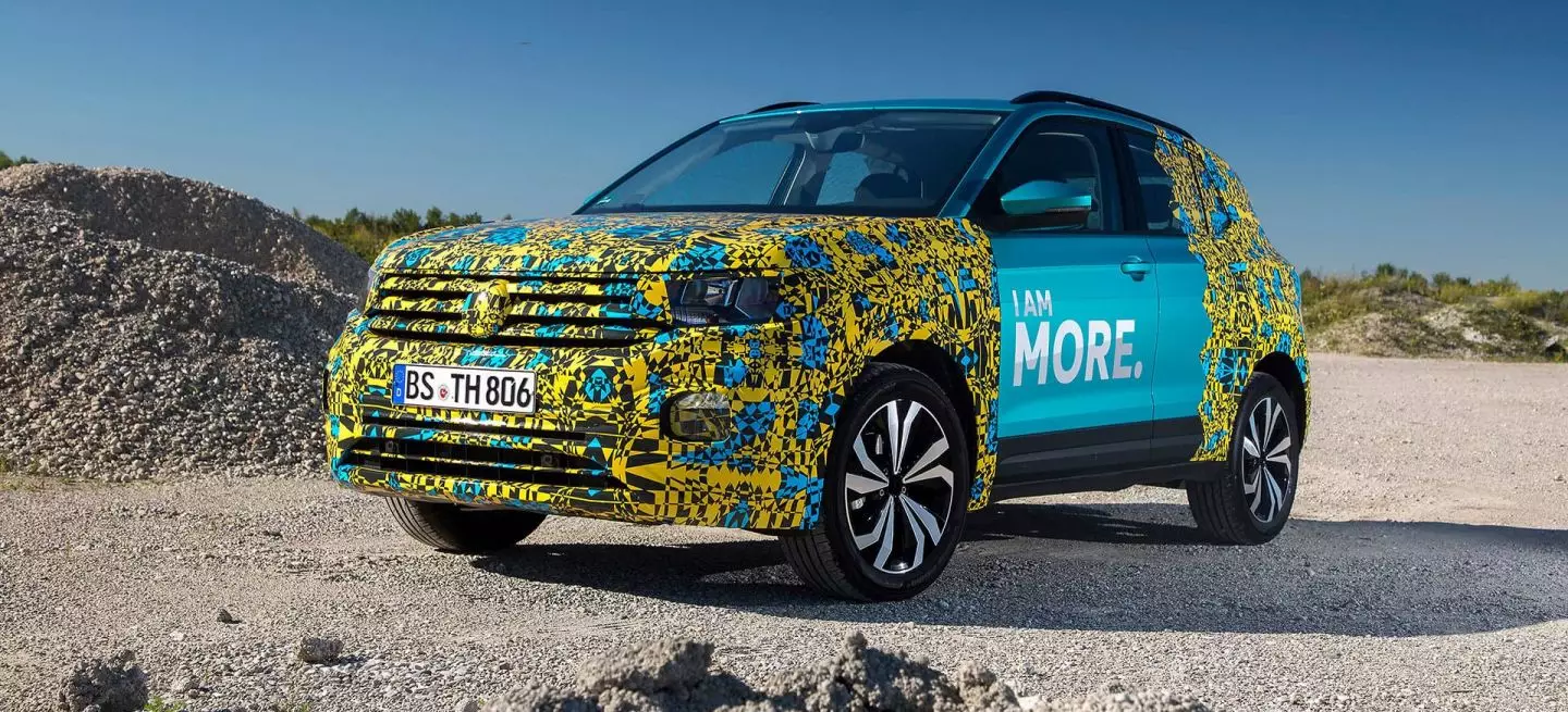 “Volkswagen T Cross Advance” 28