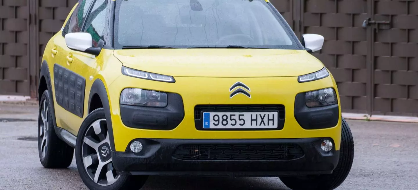 i-citroen-c4-cactus-mdm-26