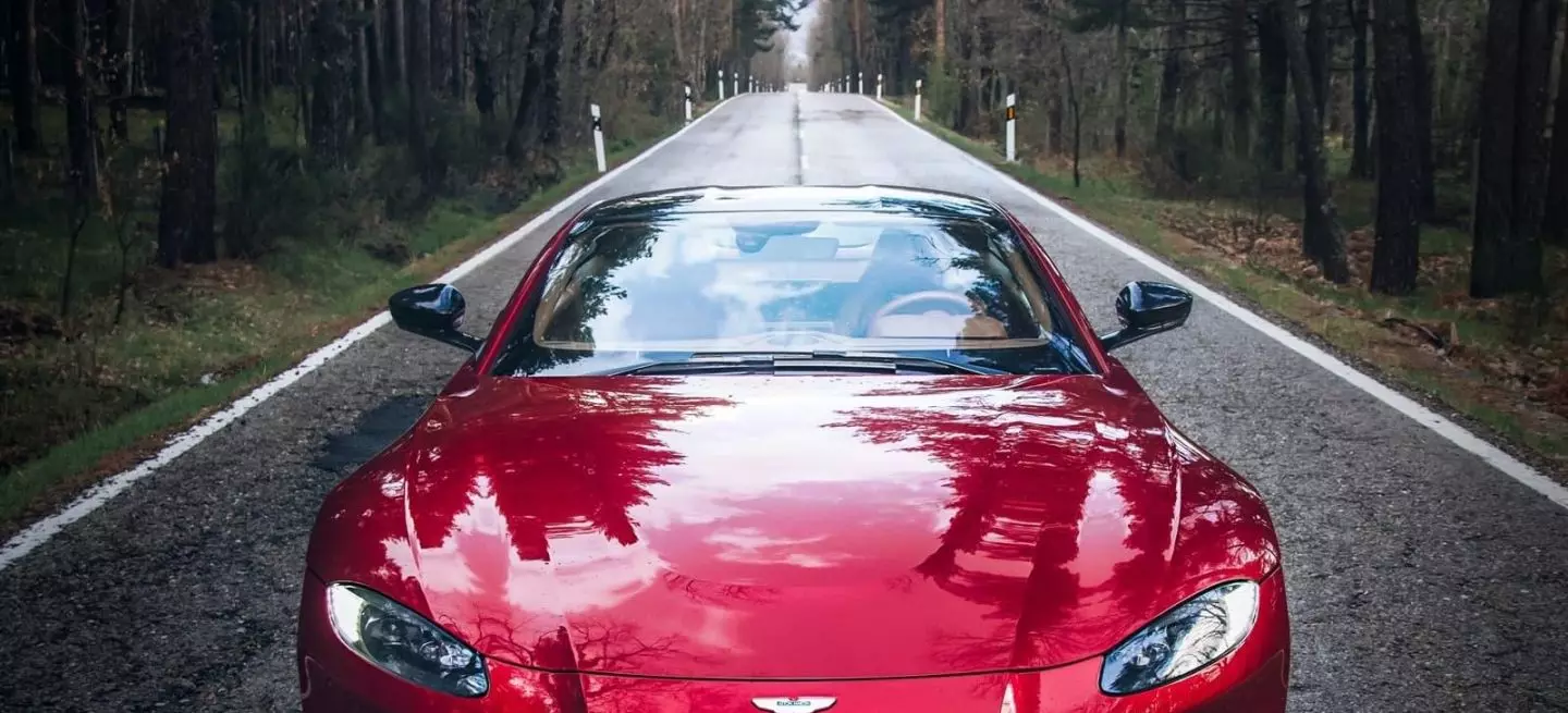 Aston Martin Vantage V8 2019 Teszt 018