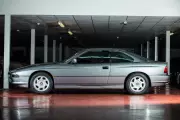 Cine vrea un BMW Seria 6 care să coste mai mult decât acest BMW 850i din 1991 „zero mile”? 121940_6