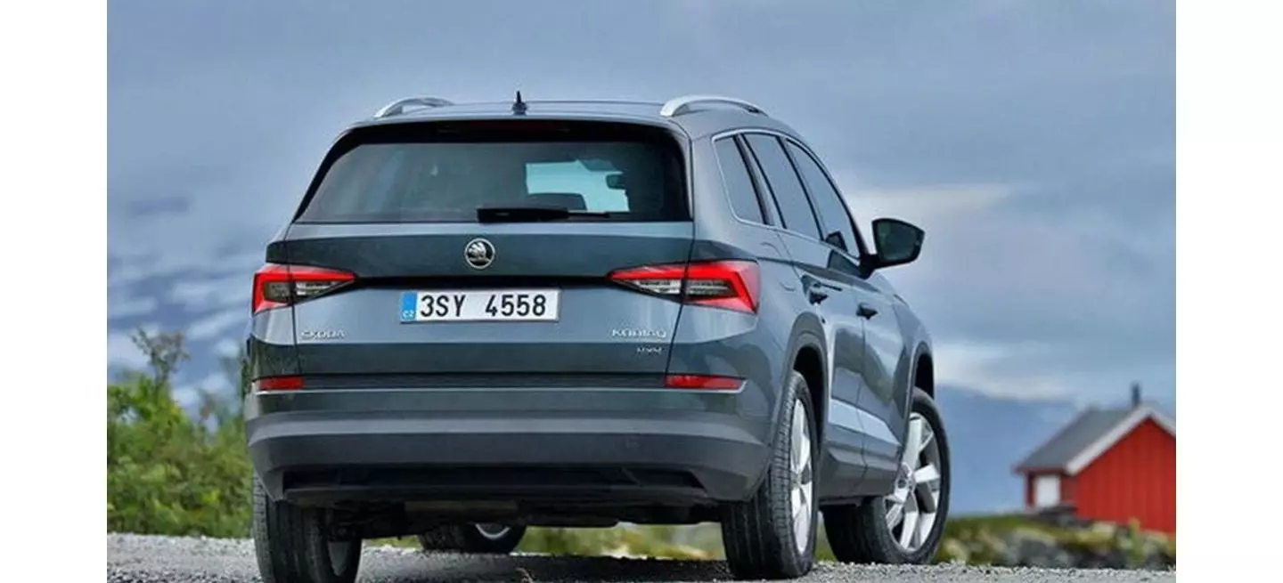 skoda-kodiaq-2017-leaked-09