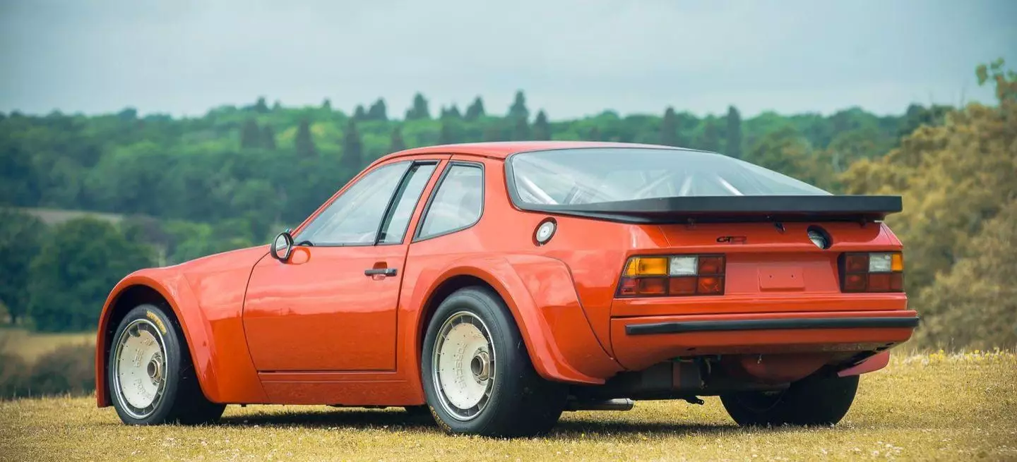 porsche-924-carrera-gtr-1