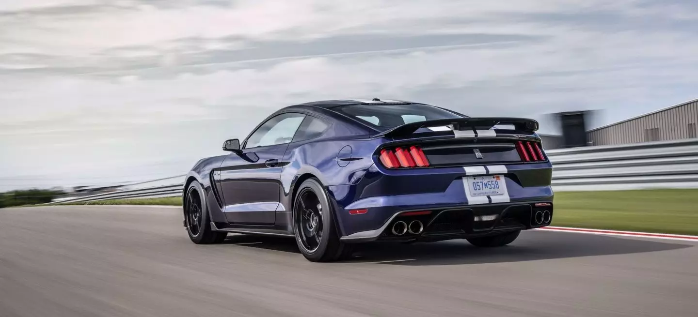 Shelby GT350 ឆ្នាំ 2019