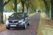 Ĉu koreaj aŭtoj estas bone faritaj? Ni faras 5.000 km kun Kia Sportage por ekscii 127140_17