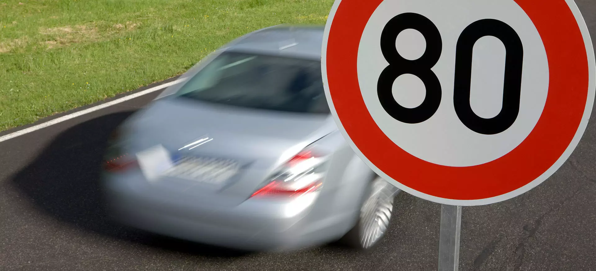 Der perverse und falsche Plan der DGT, die Geschwindigkeit von Autos ab Werk auf 120 km/h zu begrenzen