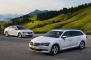 Kugera kuri 1.800 km hamwe na tank imwe: iyi ni Skoda Superb GreenLine nshya 127460_4