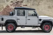 Cajiib! Land Rover Defender soo qaadashada waa shaqada Kahn Design 128846_4