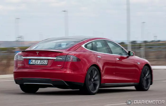 Imodeli ye-Tesla S