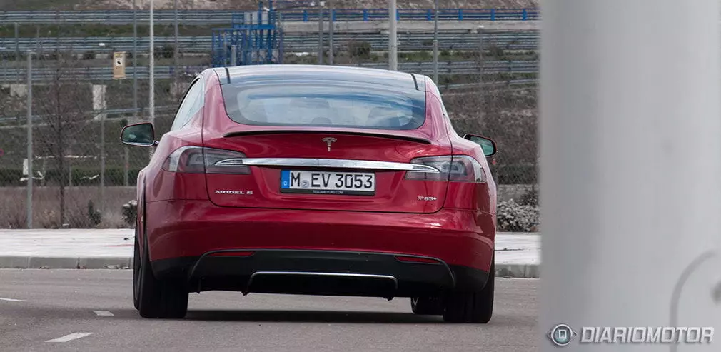 Imodeli ye-Tesla S