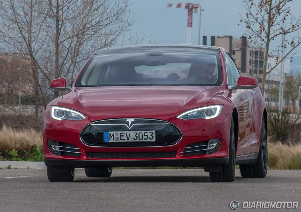 Imodeli ye-Tesla S