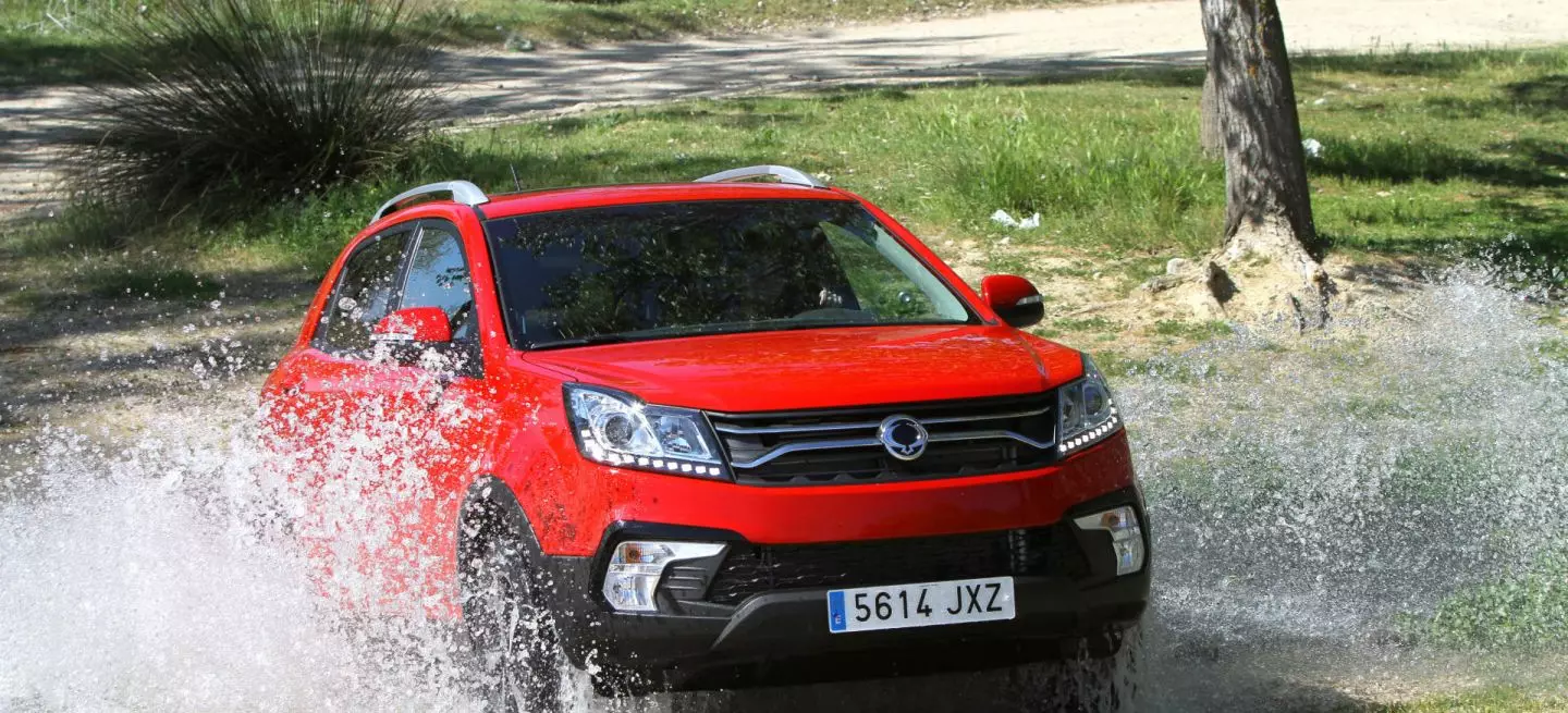 SsangYong-Korando-2017-14