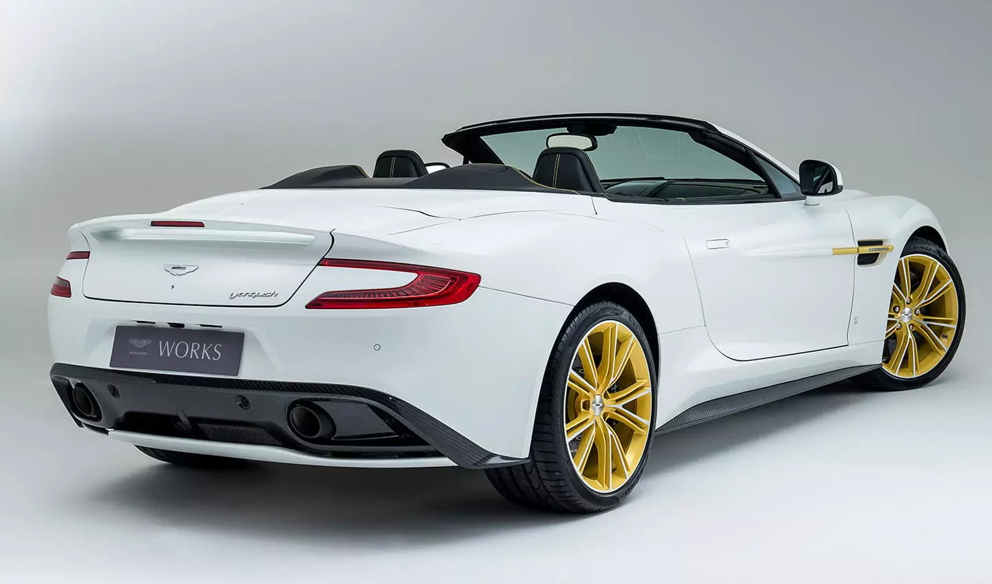 Aston Martin Vanquish Akora Yubile Yimyaka 60