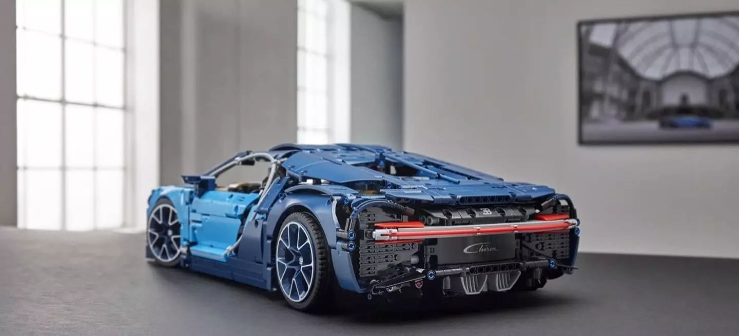 Bugatti Chiron Lego 0618 004