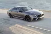 このビデオでは、最初のハイブリッド AMG であるメルセデス AMG CLS 53 が紹介されています。 13443_2