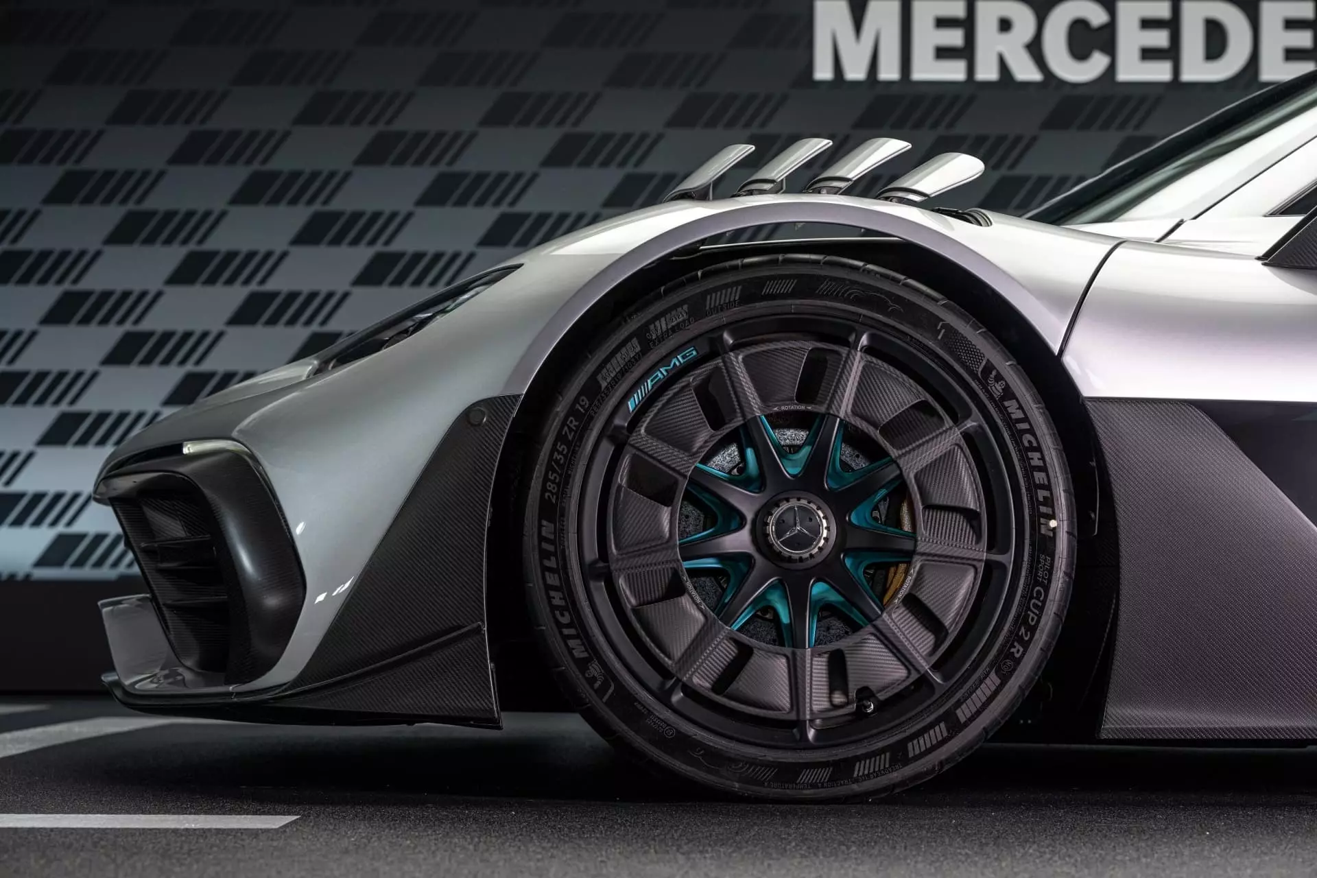 O le Mercedes-AMG One o loʻo i ai se faʻafitauli matuia e leai se tasi na faʻamoemoeina