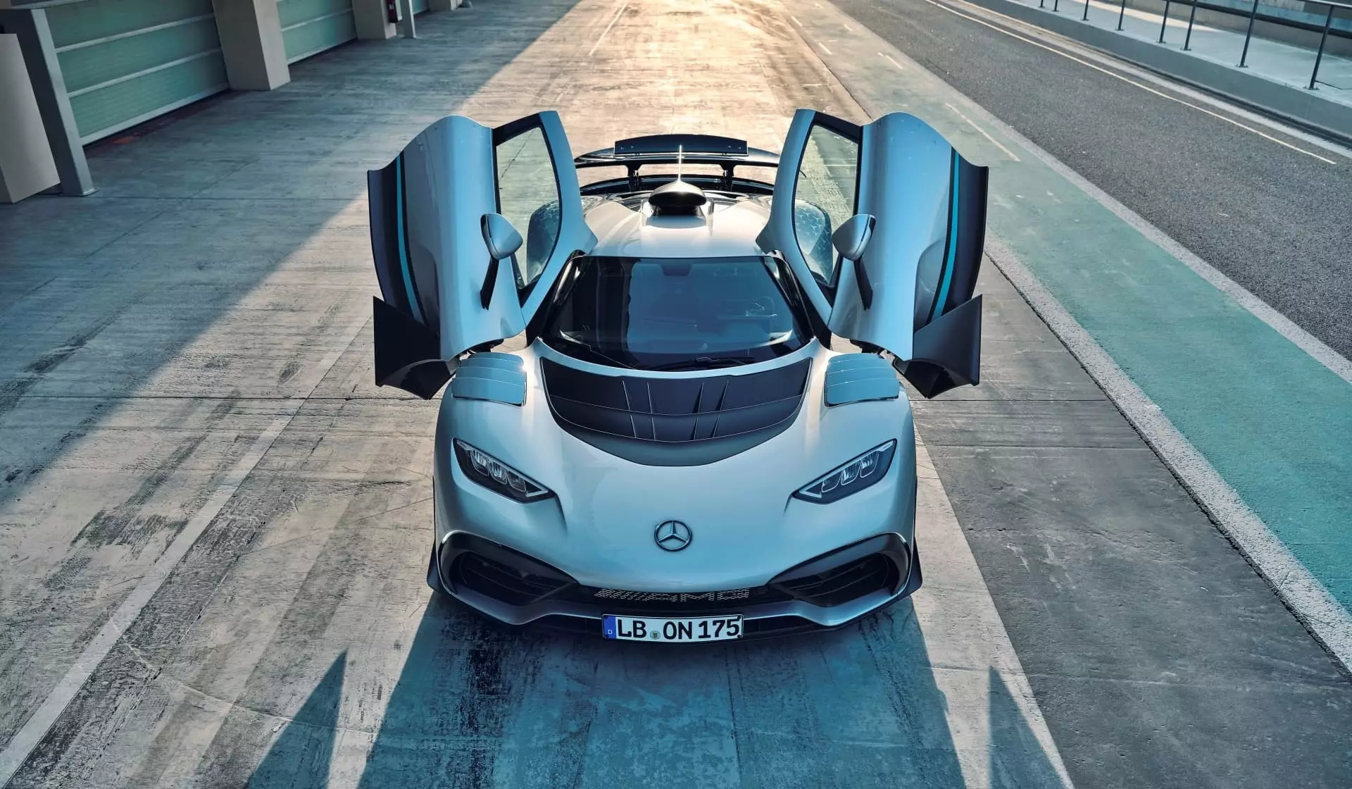 Mercedes-AMG One 2023, den umulige bilen blir en realitet med en F1-motor med elektrisk Turbo