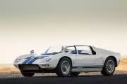 Ford GT 40 Roadster Prototype: o piesă unică scoasă la licitație 135704_6