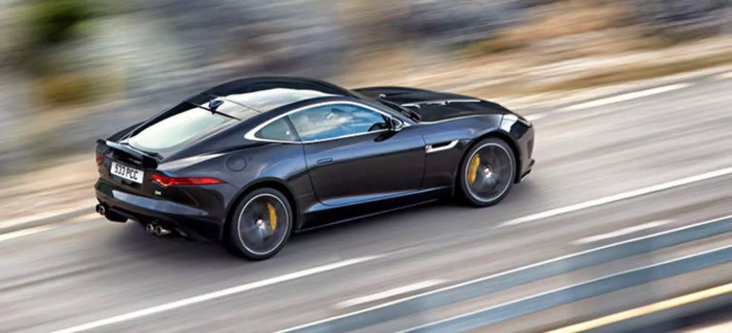 Jaguar F-Type GT3, უფრო რადიკალური ალტერნატივა გზაში: ის შეიძლება მოვიდეს 600 ცხენის ძალით და 200 კგ-ით ნაკლები. 136580_3