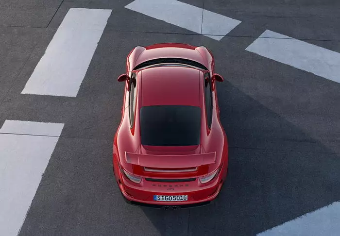 Porsche จะเปลี่ยนเครื่องยนต์เป็น Porsche 911 GT3 ทั้งหมดเนื่องจากเสี่ยงต่อการเกิดเพลิงไหม้