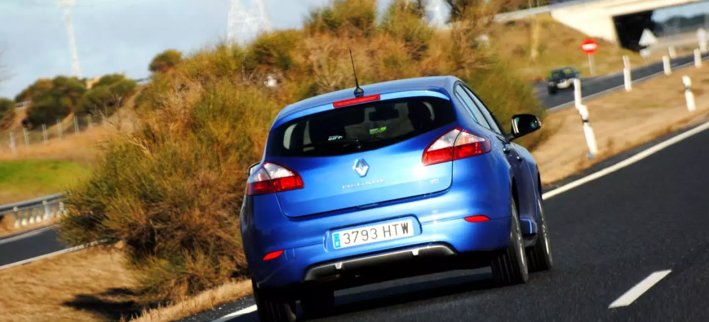 Renault_Megane_2014_DM_test_mdm_3