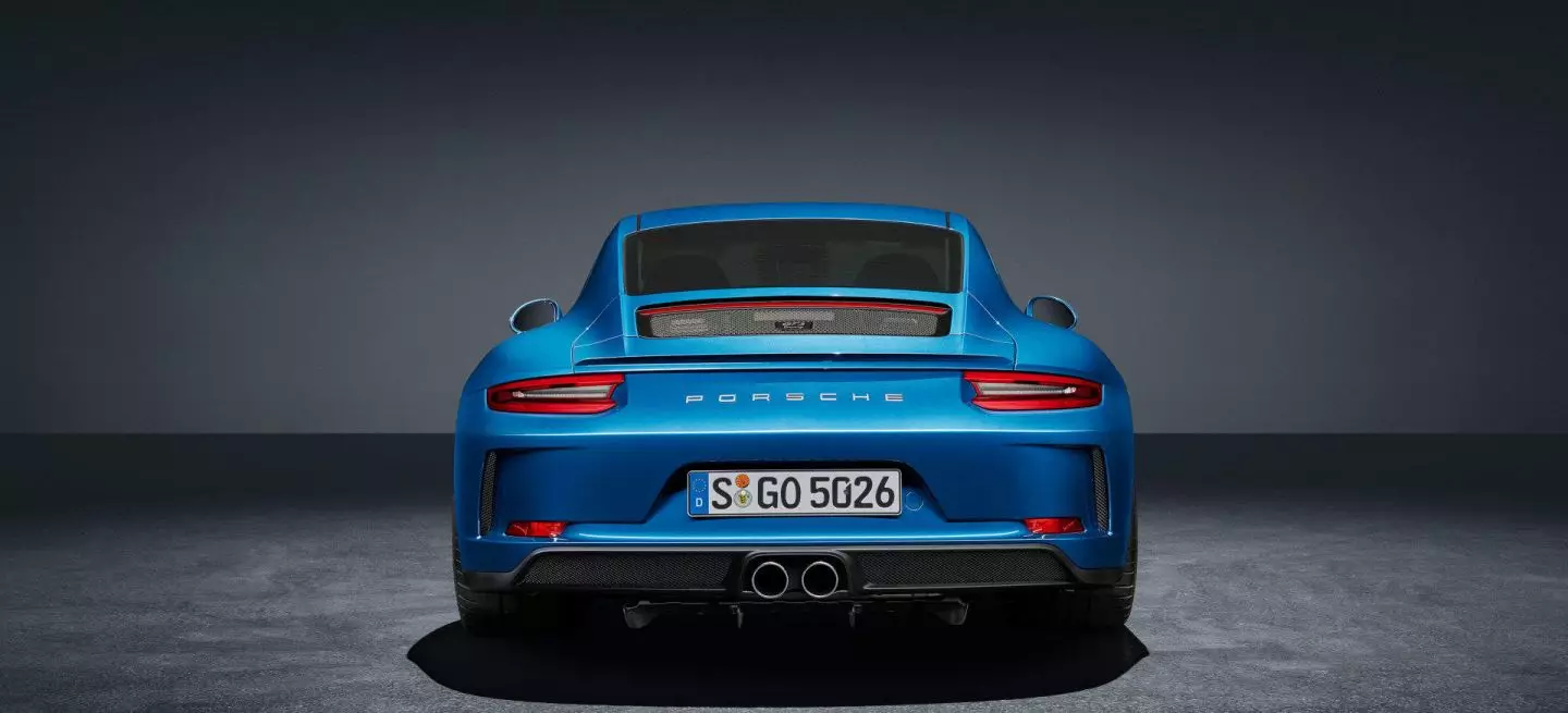 high_911_gt3_with_touring_package_2017_porsche_ag (3)