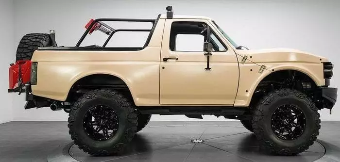 RK Motors Ford Bronco "Operation Fearless"