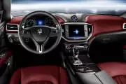 Maserati ќе пристигне во септември со завршена домашна задача и тројно ќе ја зголеми продажбата во цела 2012 година 138956_2