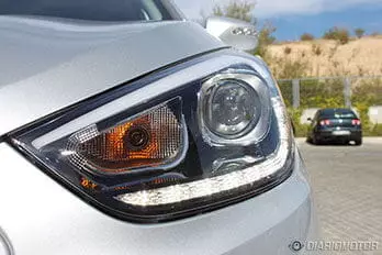 Hyundai ix35 පරීක්ෂණයේදී: කඳුකරයට රිය පැදවීම, පළමු හැඟීම් 139142_8