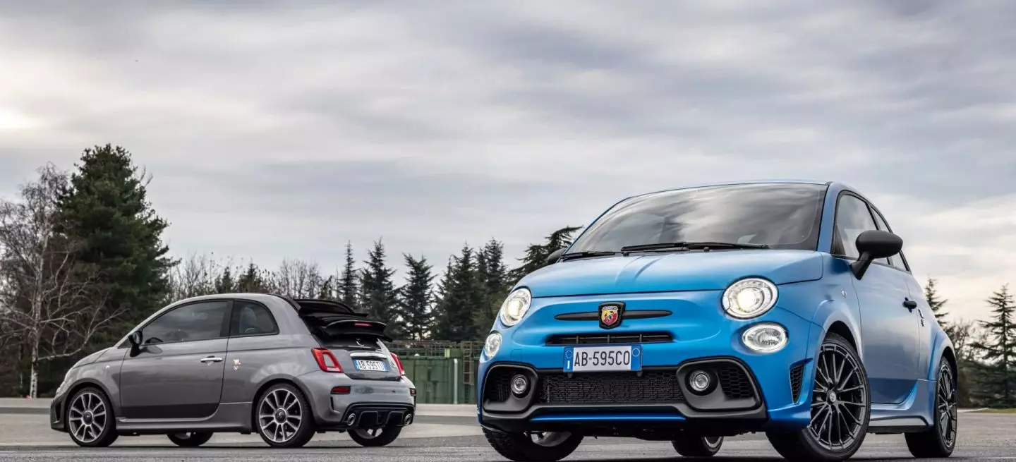 Abarth 595 اپڊيٽ آفر 2021 03