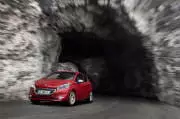 Peugeot 208 GTi: враќање на класичниот 205 GTi за 22.900 евра 139490_4