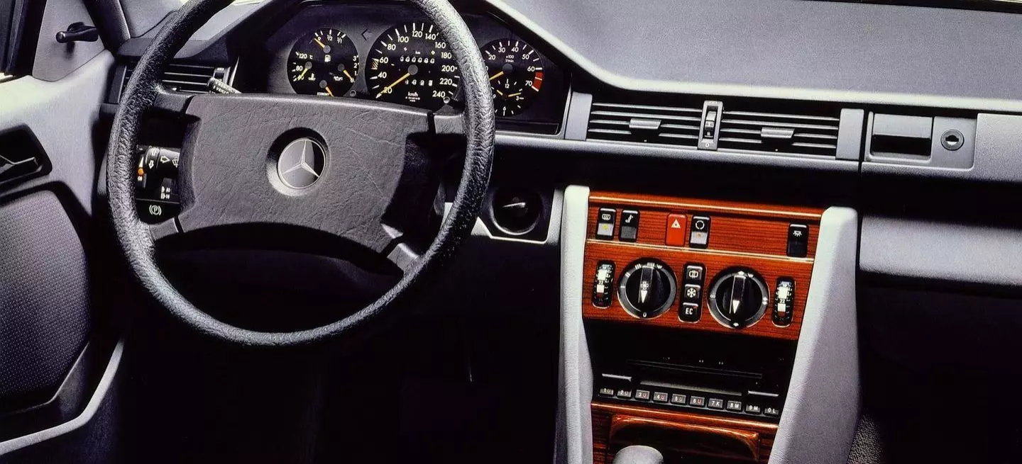 interior-mercedes-clase-e-22