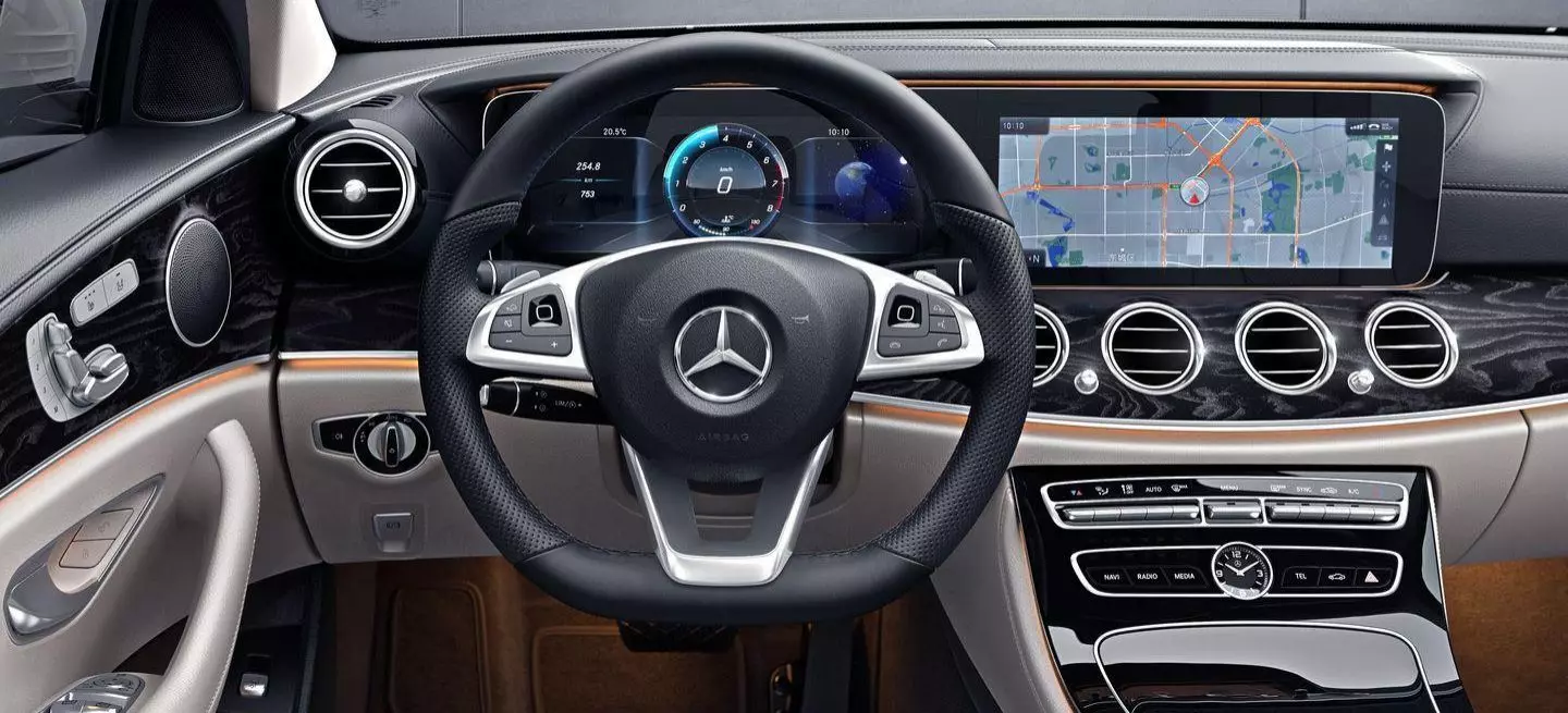 interior-mercedes-class-e-18