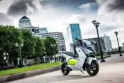 BMW C Evolution: electric maxi-scooter with electrifying performance 140130_6