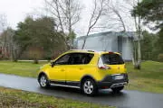 Renault Scenic XMOD: gari dogo lililotayarishwa kwa maeneo yote 141287_8