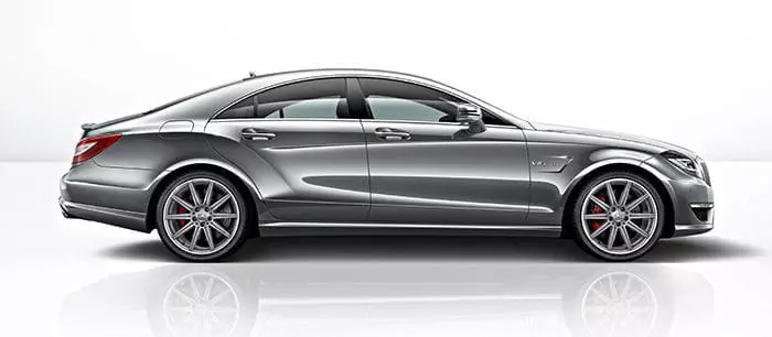 مرسڊيز CLS 63 AMG 2013: 4MATIC آل-ويل ڊرائيو، وڌيڪ طاقت ۽ بهتر ڪارڪردگي 141328_5