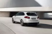 Porsche Cayenne Turbo S: Porsche SUVsમાં સૌથી શક્તિશાળી 141490_7