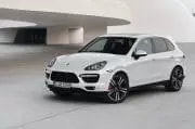 Porsche Cayenne Turbo S: yang paling berkuasa di kalangan SUV Porsche 141490_8