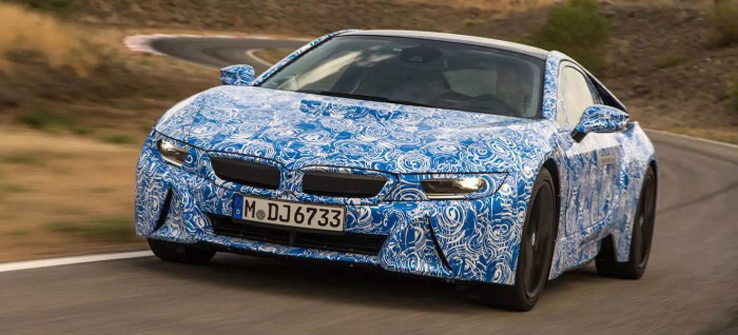 Inside and out: the first photos of the BMW i8 141776_4