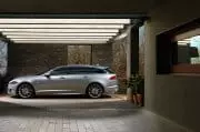 Jaguar XF Sportbrake: presenterade officiellt familjeversionen av XF 141940_7