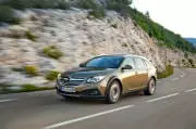 Opel Insignia Country Tourer 2013: Opel ватандашы гаиләсе дә яңартылды 142183_2