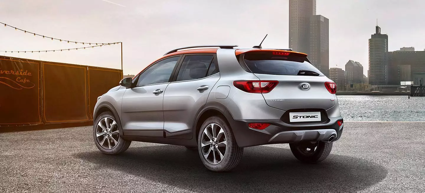 kia-stonic-vs-hyundai-kona-dm-5