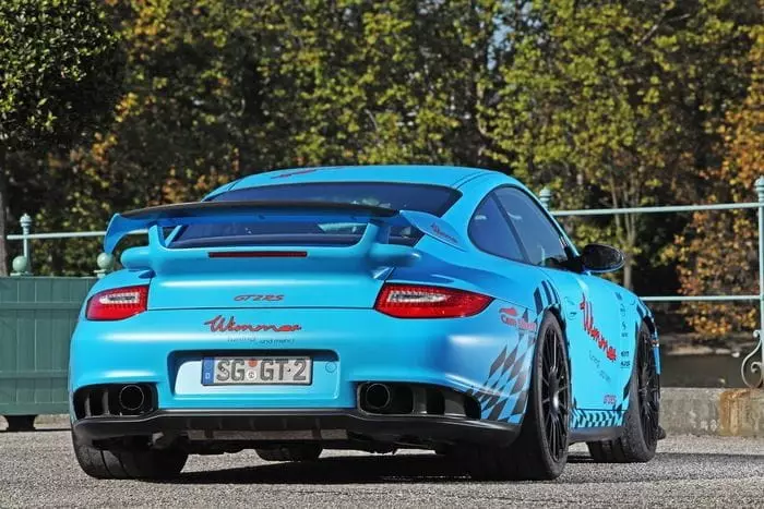 വിമ്മർ തന്റെ പോർഷെ 911 GT2 RS ഉപയോഗിച്ച് 1,000 hp തടസ്സം തകർത്തു 144297_1